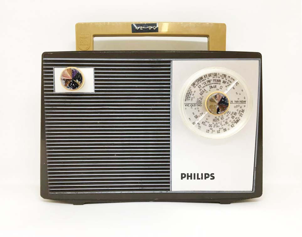 Philips Transistor Radio 1970s – The Prop Collective