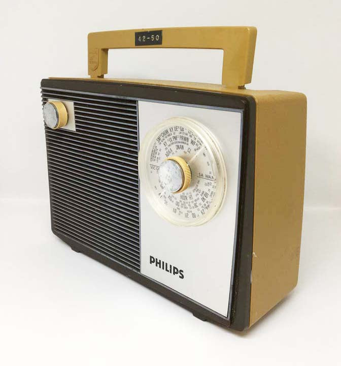 Philips Transistor Radio 1970s – The Prop Collective