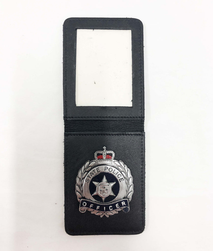 Police Badge (Plastic) – The Prop Collective